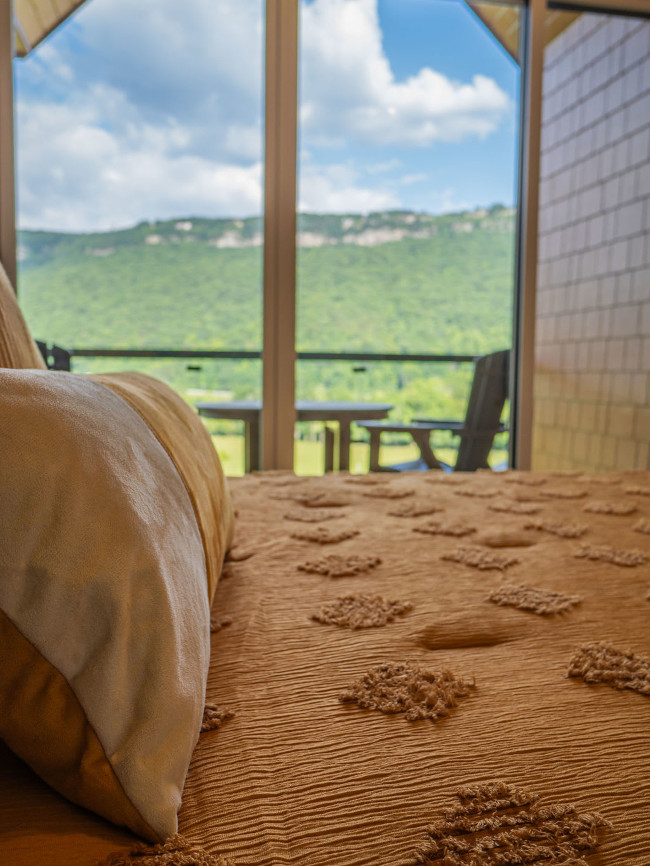Romantic Cabin Rentals, Atlanta, GA | The Overlook Village